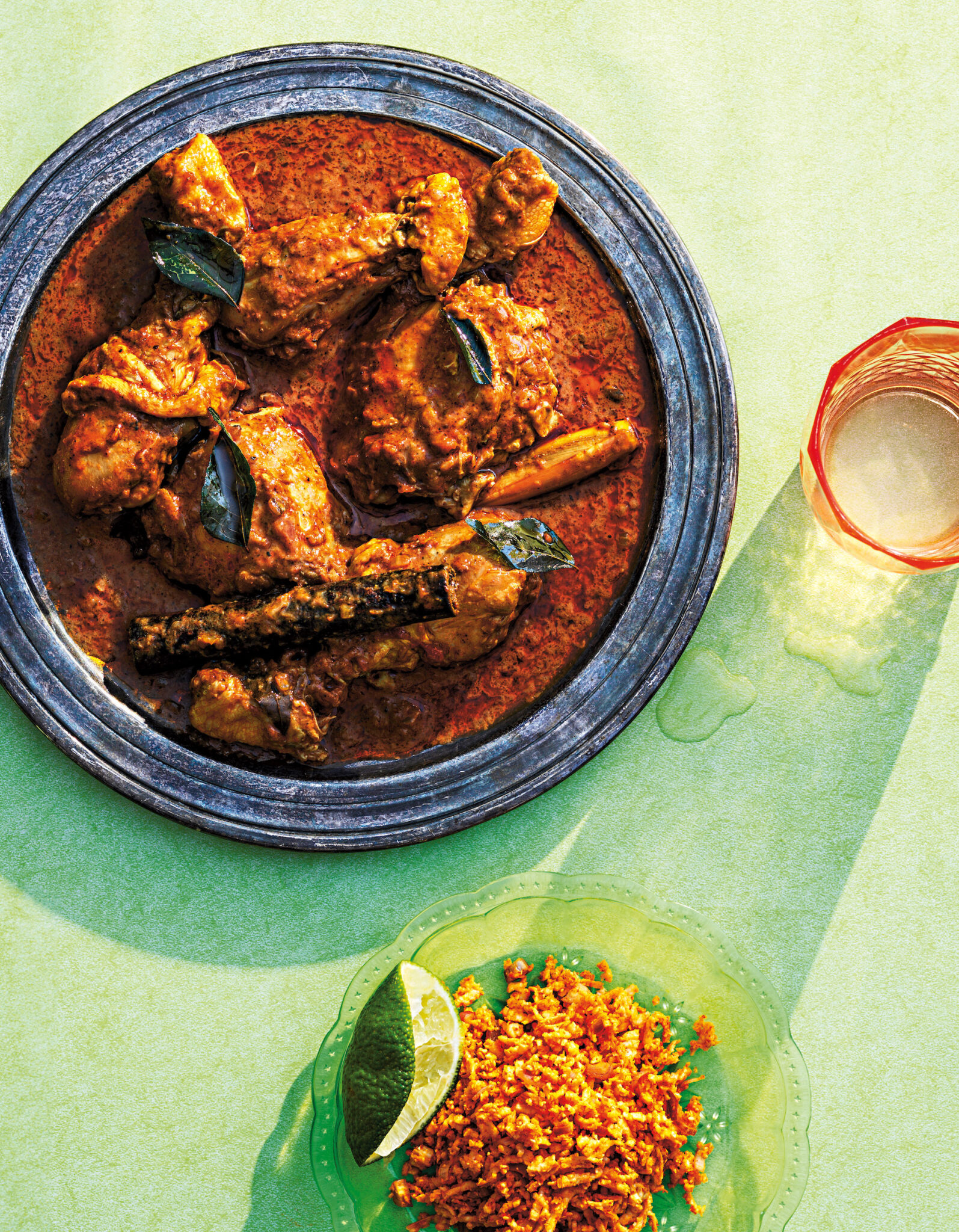 Så gör du Jimmy Guos magiska Red chicken curry